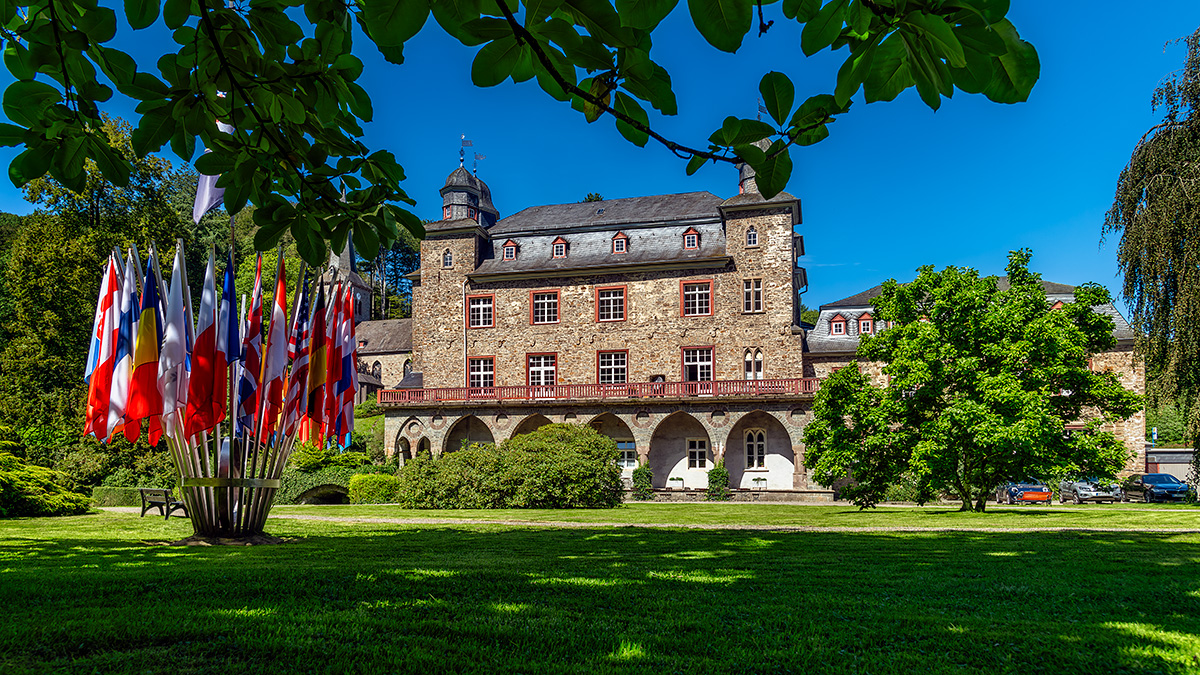 News | Informations- und Bildungszentrum IBZ Schloss Gimborn